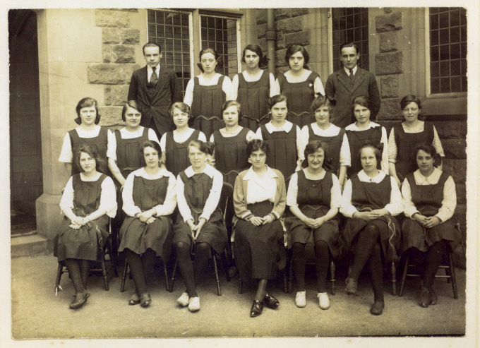 Belper Research Website: Pupils at the Herbert Strutt School in the 1920's